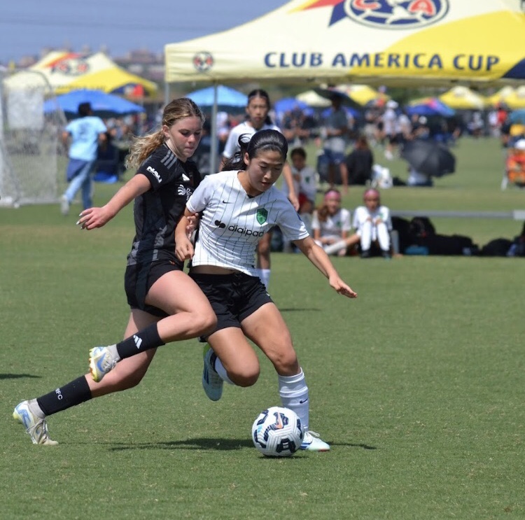 Yelin Isabel (Izzie) Chung